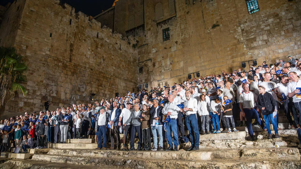 Worship Is a Lifestyle (1 Chronicles 15:1-2, 16:4-13) – Rev. Tim Ehrhardt